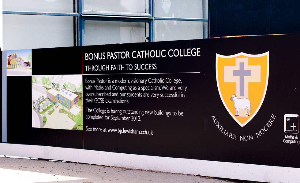 Bonus Pastor College hoardings – Oskar Design