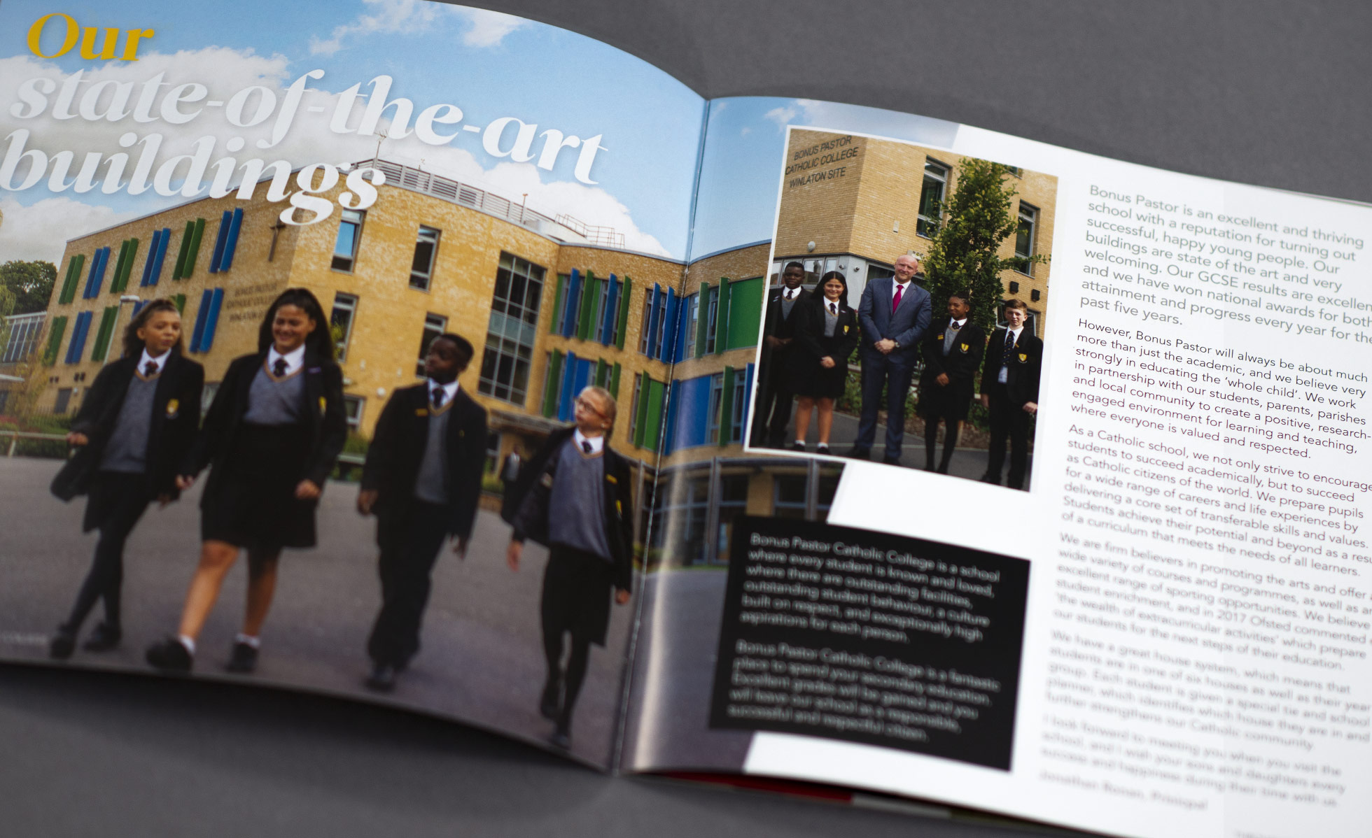 Bonus Pastor school prospectus – Oskar Design